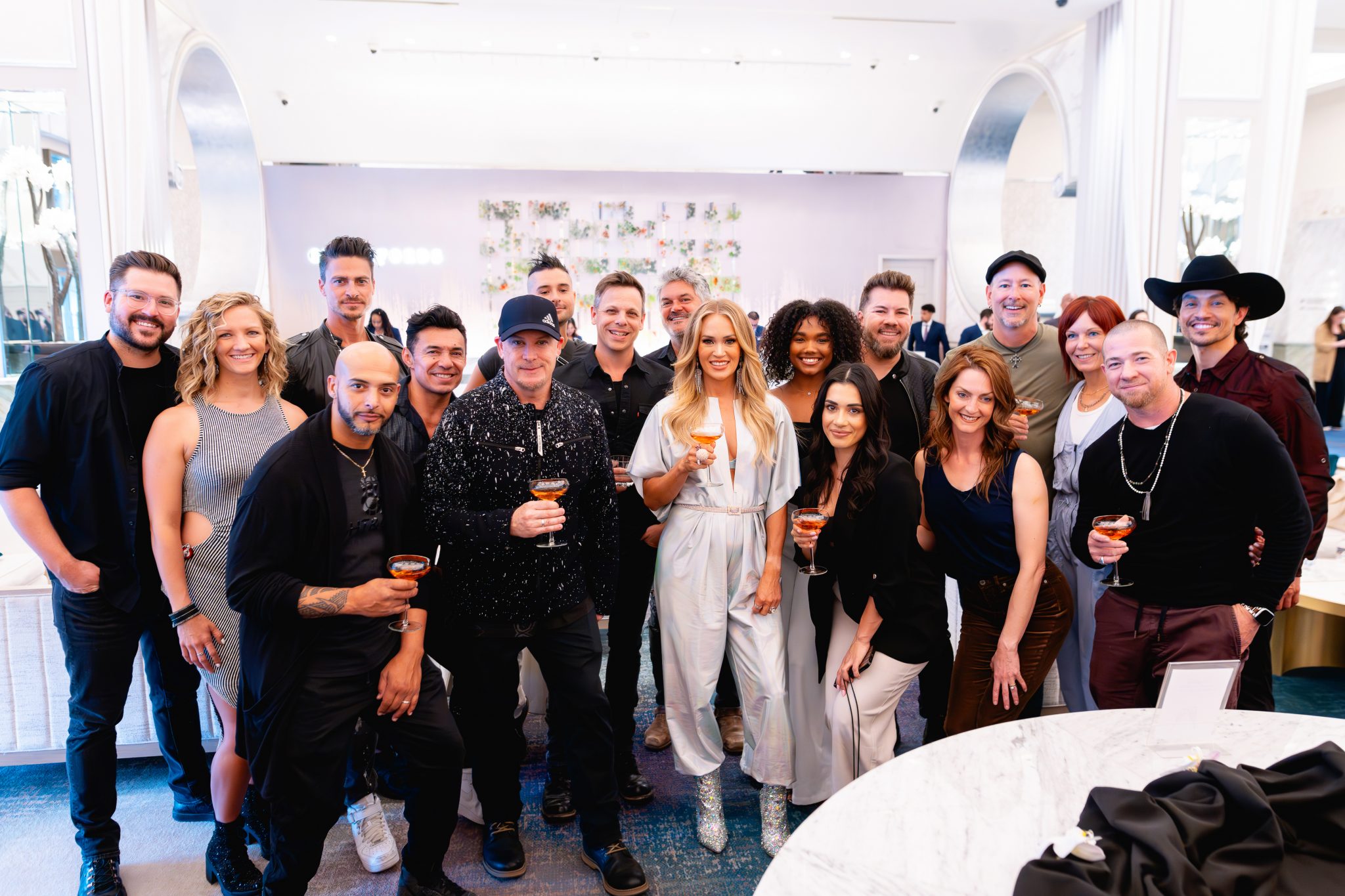 Carrie Receives Grand Welcome to Celebrate Her June 21 Return to ...